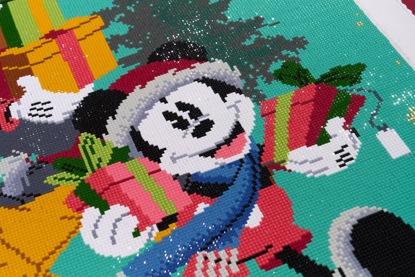 Presents Galore! – Diamond Art Club